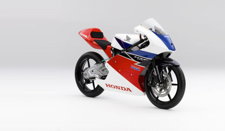 ホンダ NSF250R / NSF250RW はここが凄い!! • UnderPowerMotors